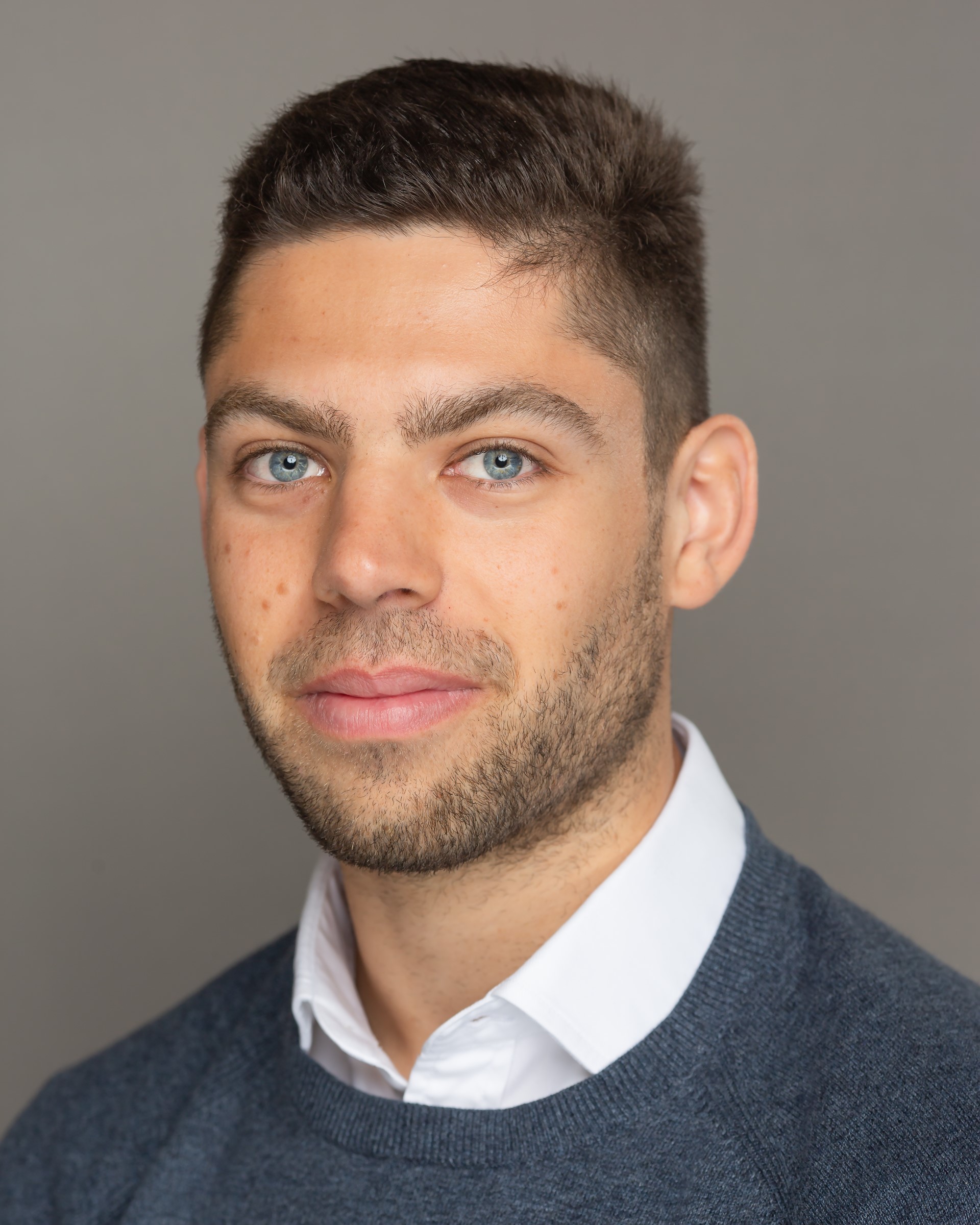 Navigating the Rise of iOS Ad Blockers for Sustainable ROI in Paid Media - SME Today